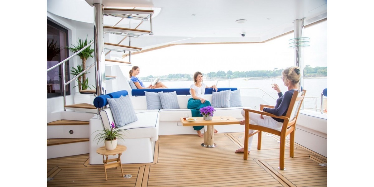 Luxury Yacht Charter in Nanny Cay Marina, British Virgin Islands ...